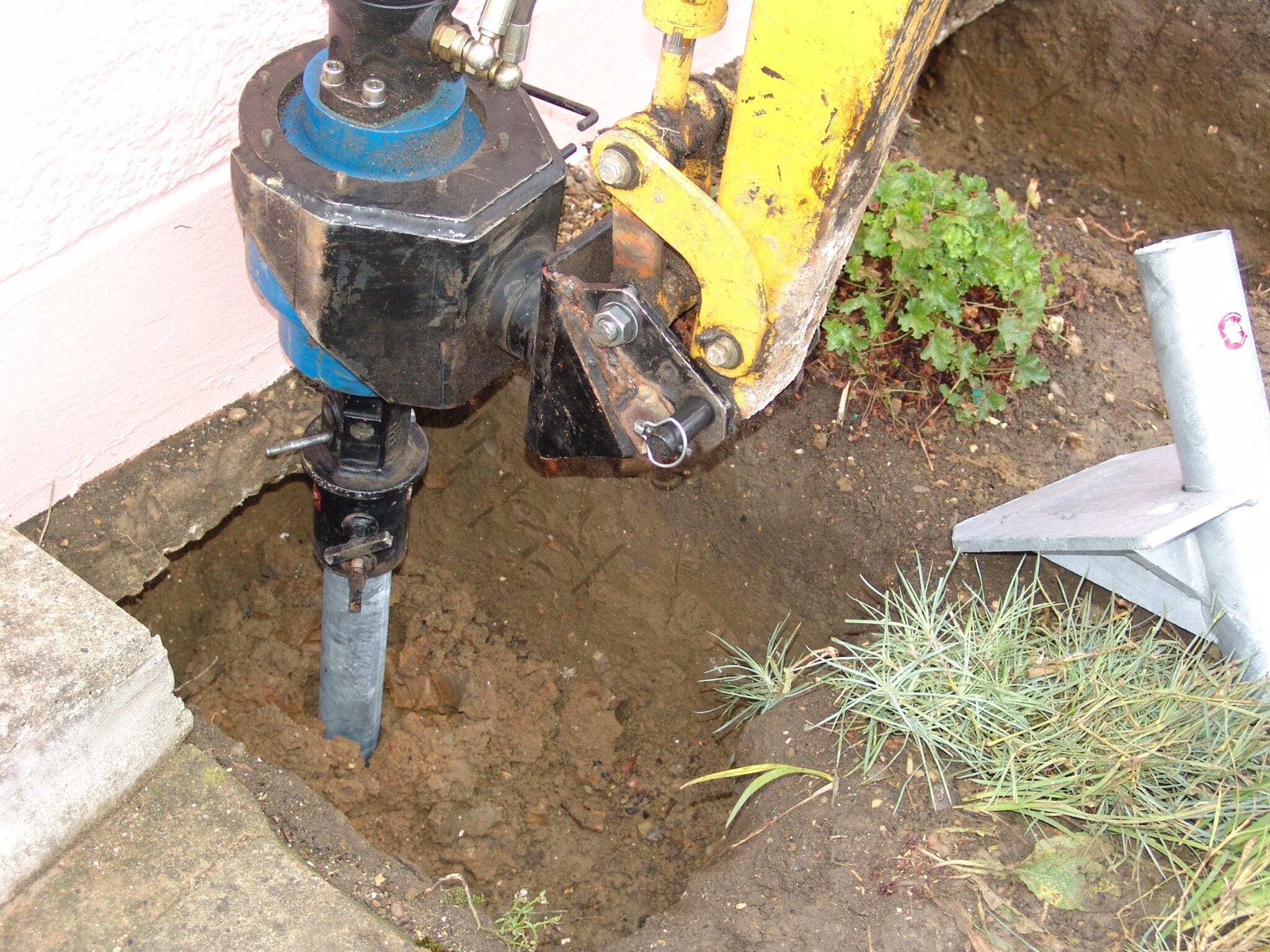 Screwpiling | Screw Pile Underpinning | Underpin & Makegood